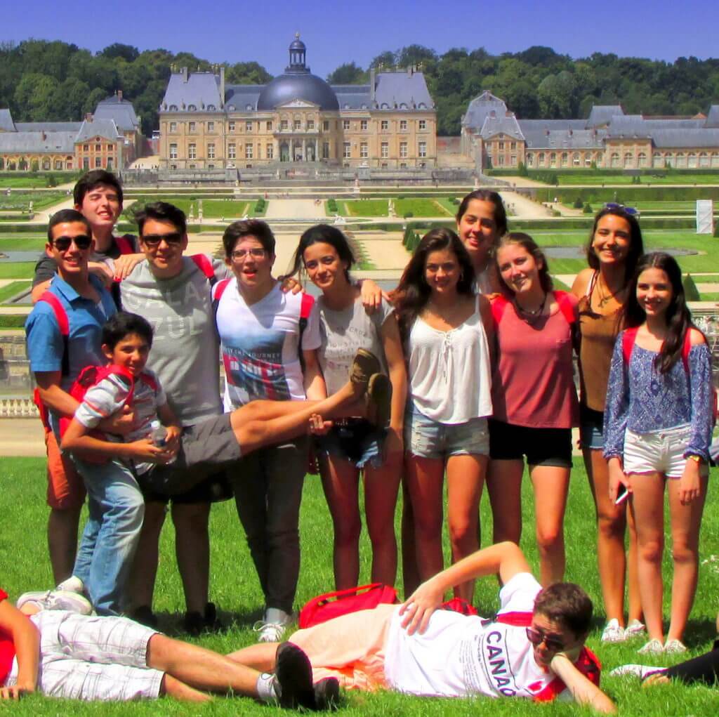 French Course For Groups In France | Accord Paris
